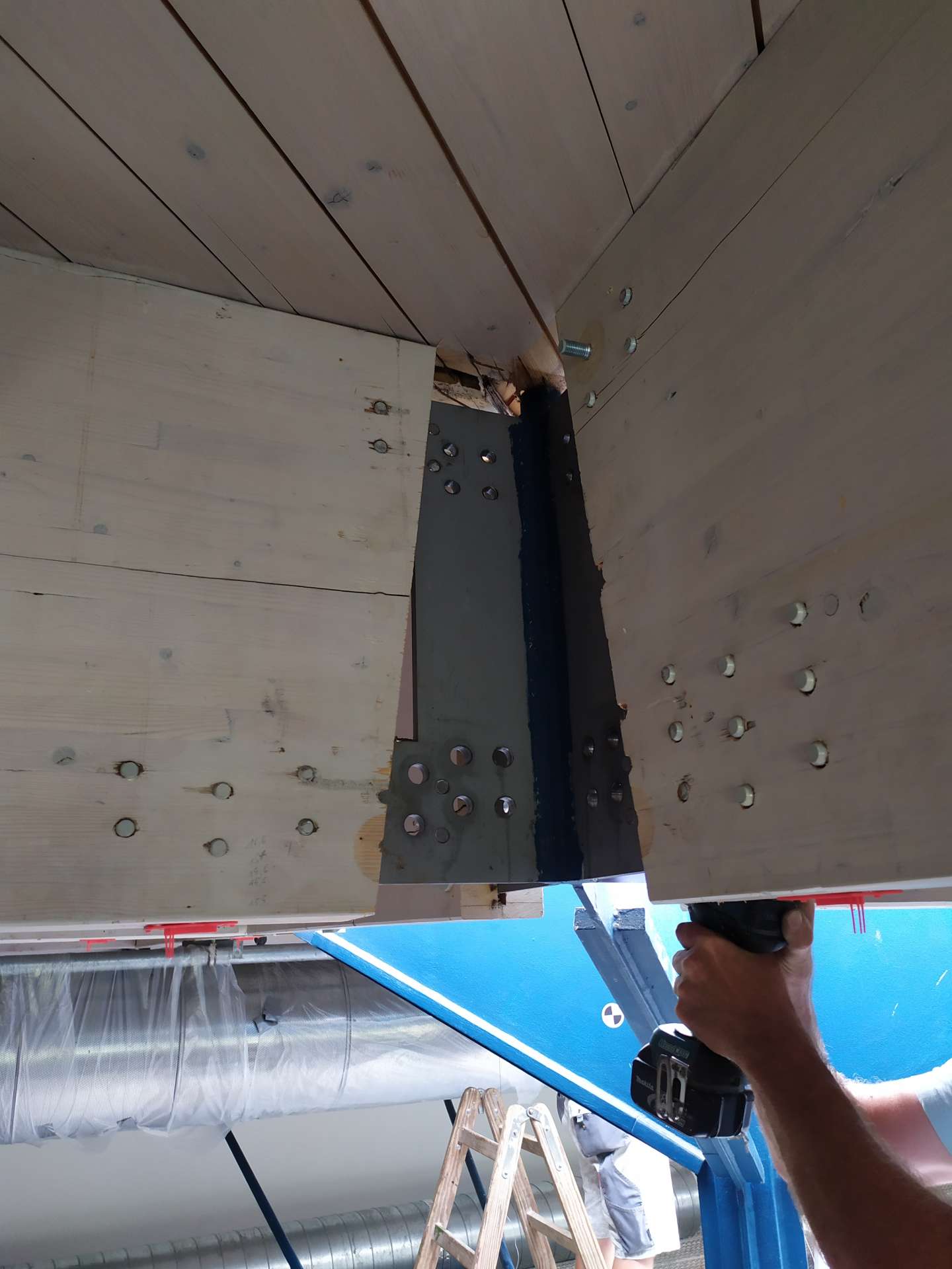 Sanierung TH Rosenheim: Vorbereitung der Zimmererarbeiten - Fassade ...